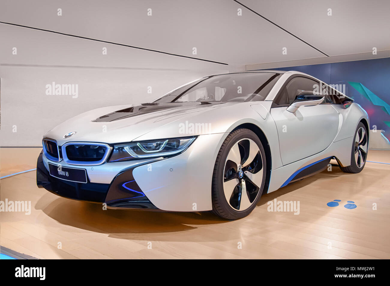 2017 bmw i8 hybrid electric sports car hi-res stock photography and ...
