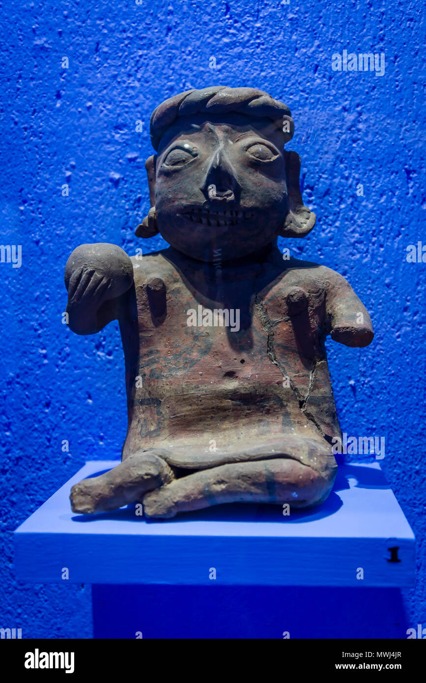 Nayarit culture hi-res stock photography and images - Alamy