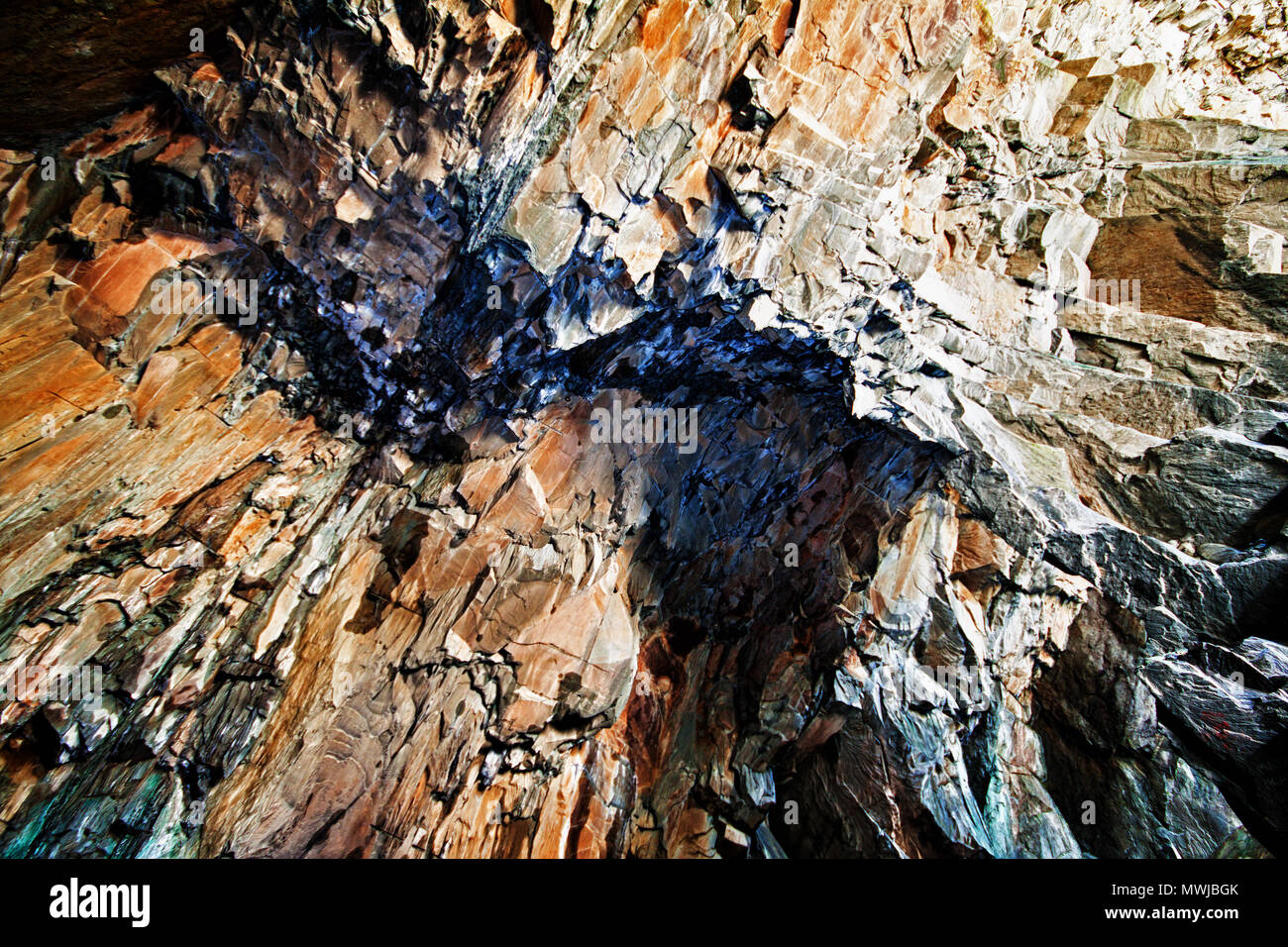 Patterns and textures of rock at Cathedral Cavern, Little Langdale ...