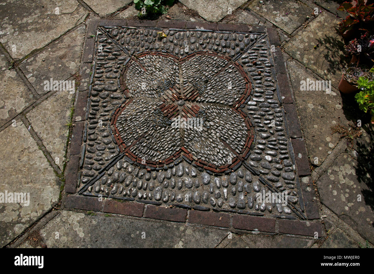 Four leaf clover mosaic in Kent garden Stock Photo - Alamy