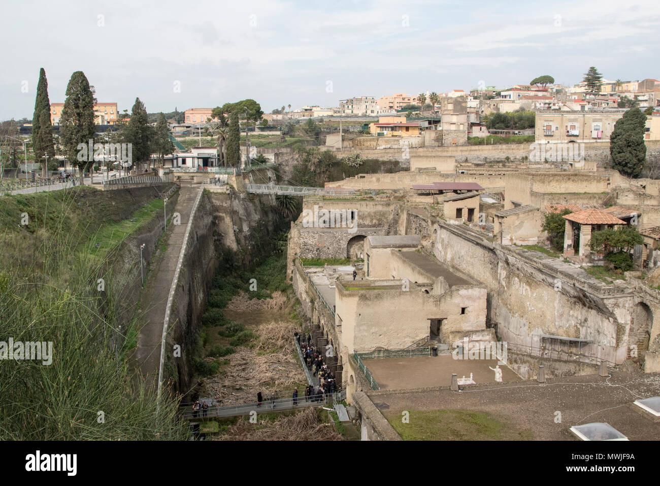 view of ruined Roman city of Herculaneum, near Mount Vesuvius, Italy Stock Photo - Alamy