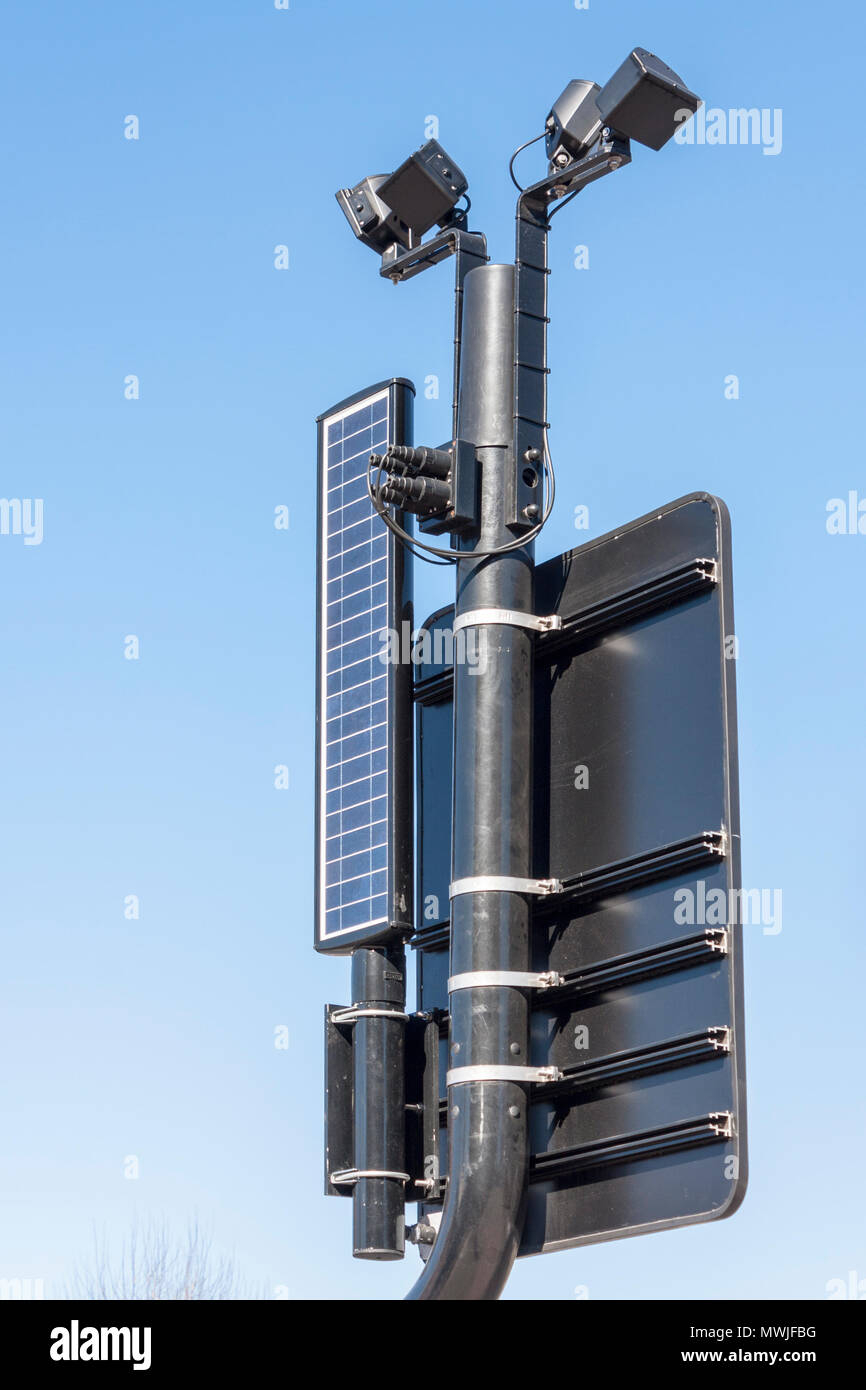 Solar panel sign hi-res stock photography and images - Alamy