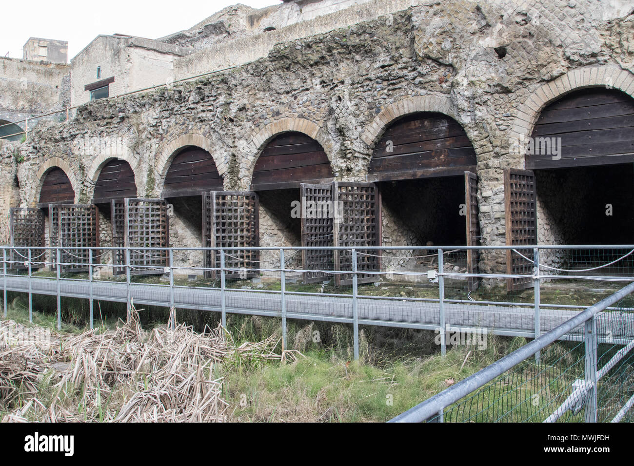 Port ash hi-res stock photography and images - Alamy