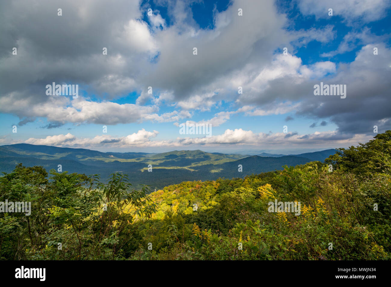 Blue Ridge Parkway, North Carolina, Scenic Drive Spanning Over Four ...