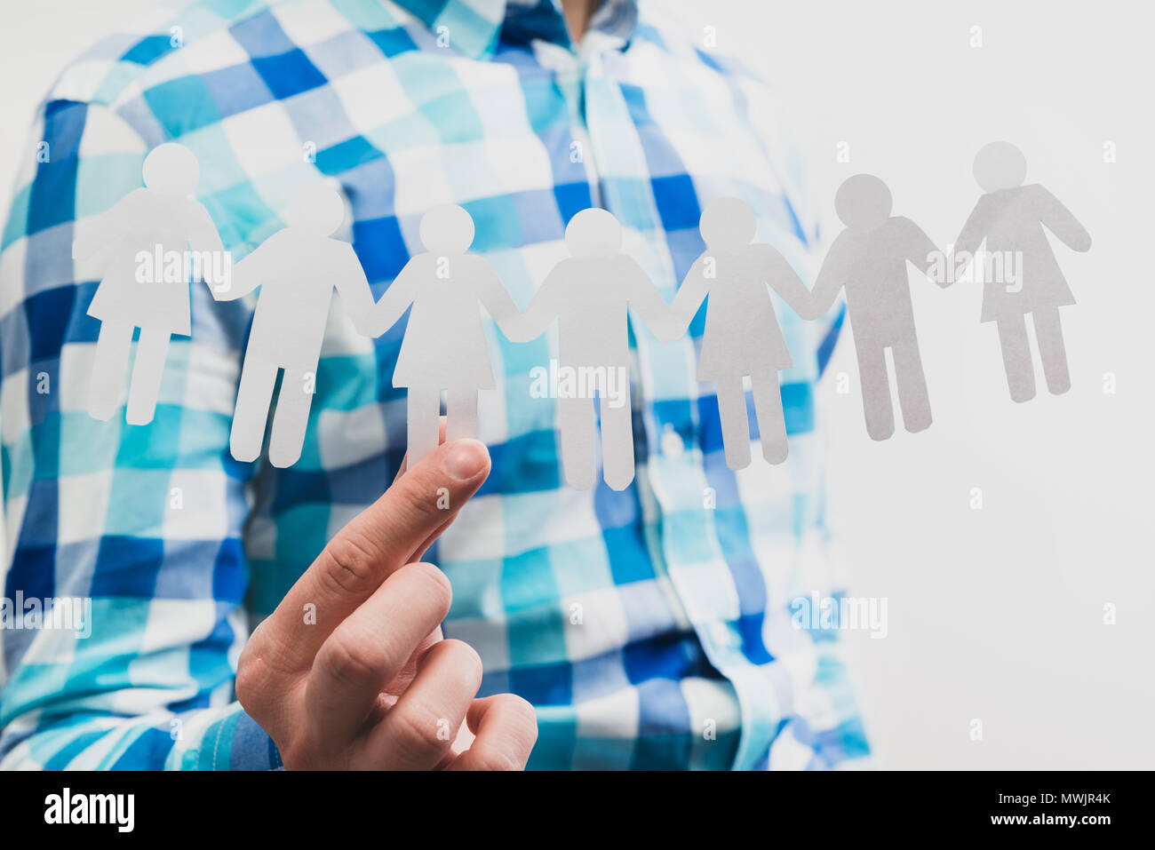 Cut out paper people women hi-res stock photography and images - Alamy