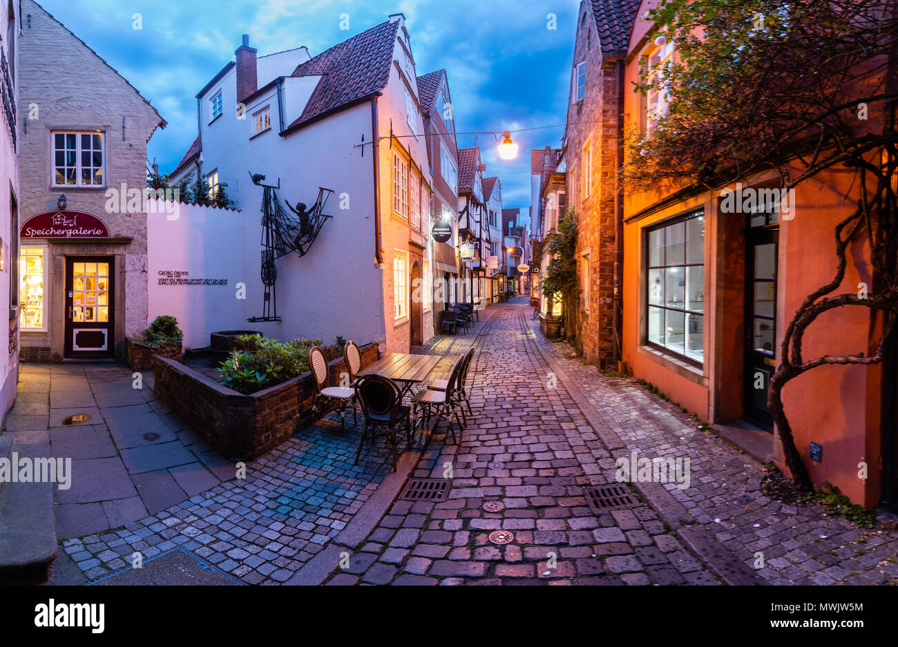 Mitte neighbourhood hi-res stock photography and images - Alamy