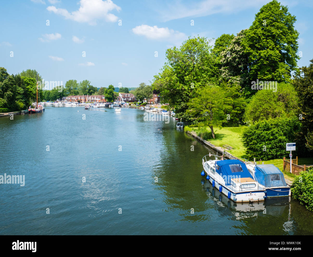 River Thames, Bourne End, Buckinghamshire, England, UK, GB Stock Photo ...