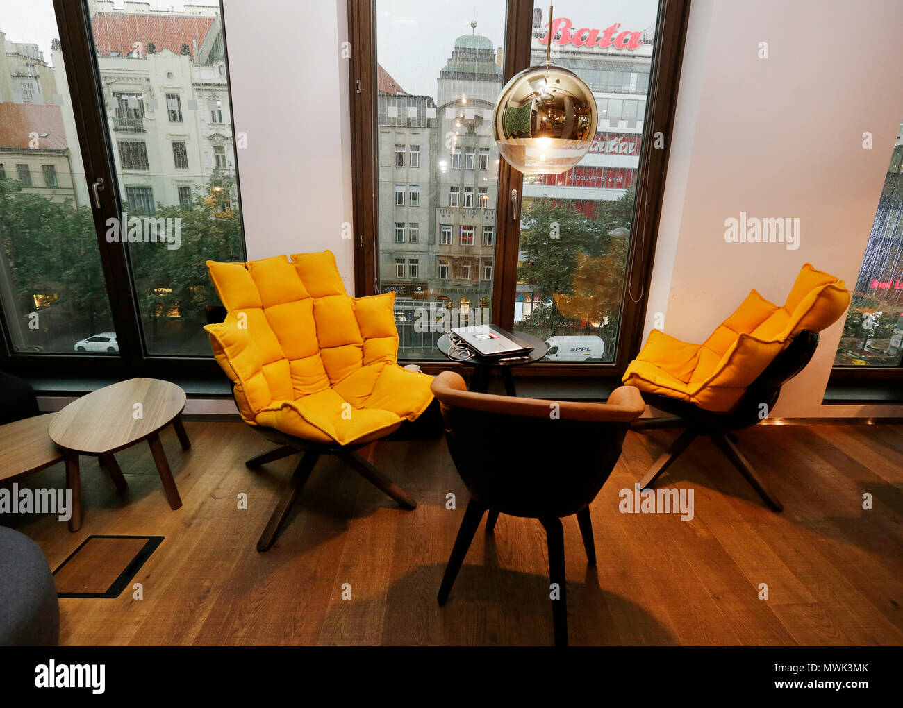 Work Lounge, shared office space Stock Photo - Alamy