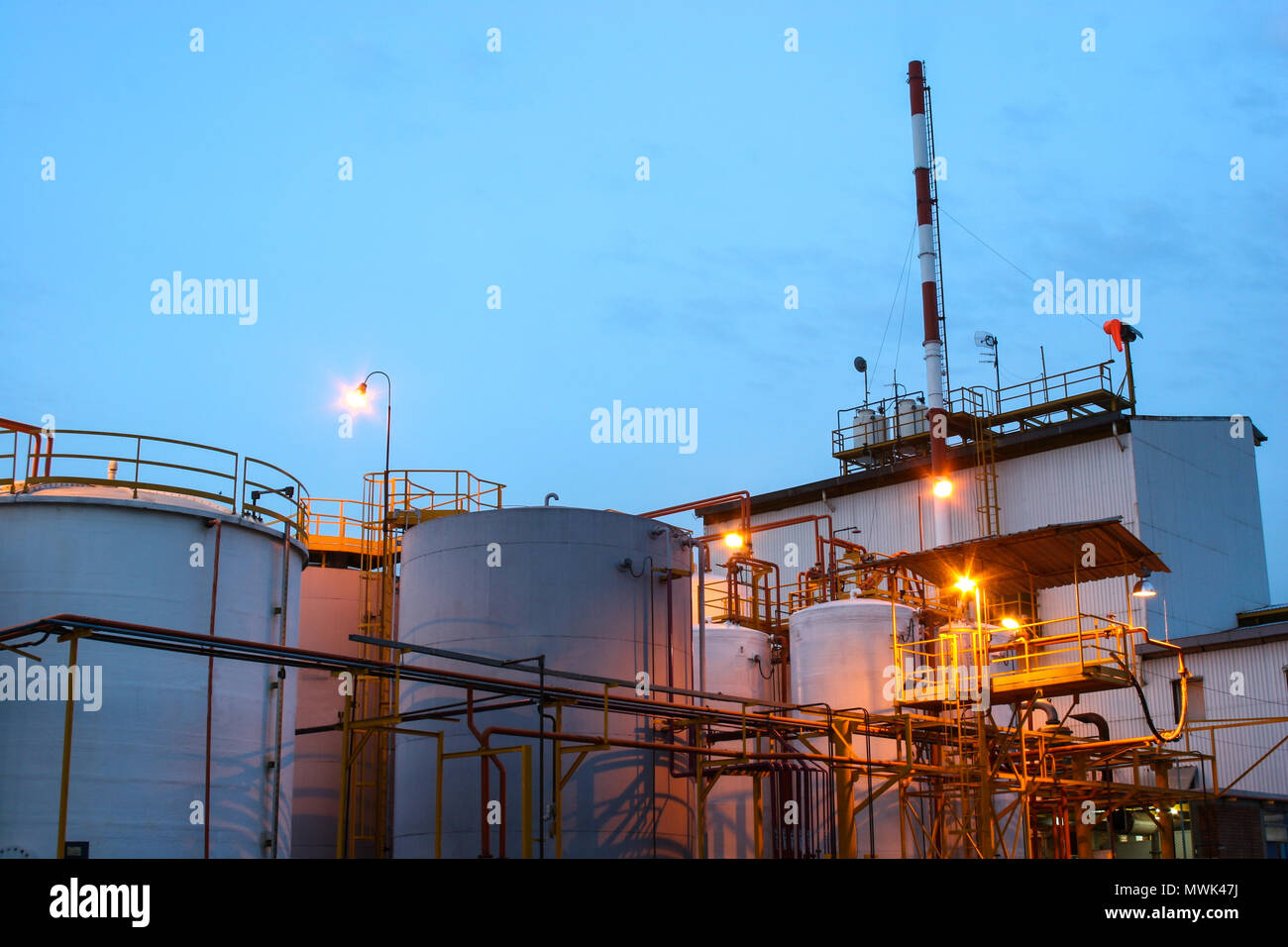 Chemical Industry, Storage Tank In Industrial Plant Stock Photo - Alamy