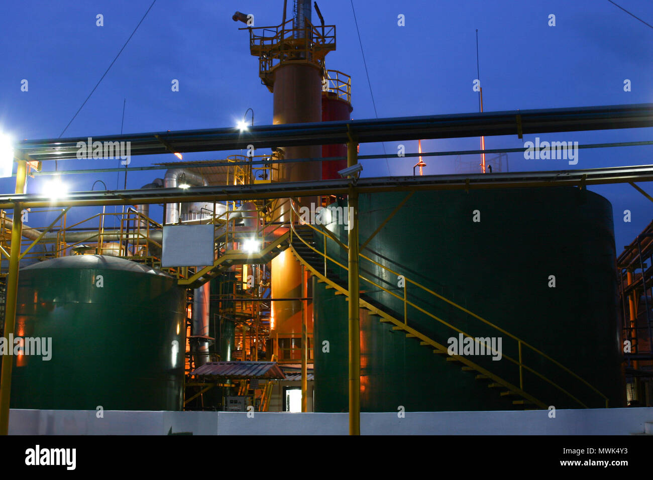 Chemical Industry, Storage Tank In Industrial Plant Stock Photo - Alamy