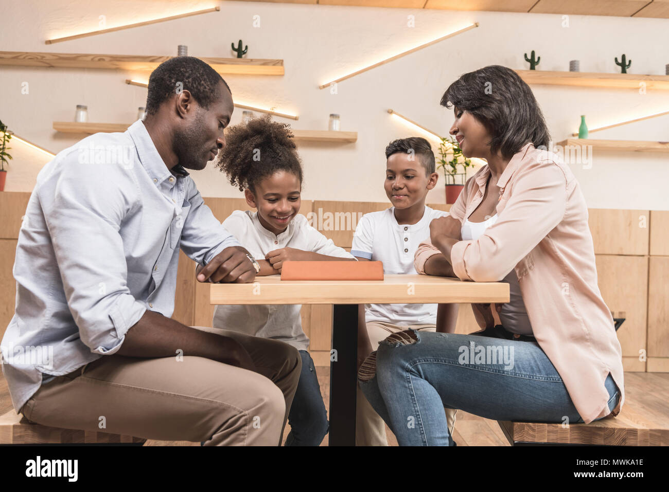 Parents son afro using hi-res stock photography and images - Alamy