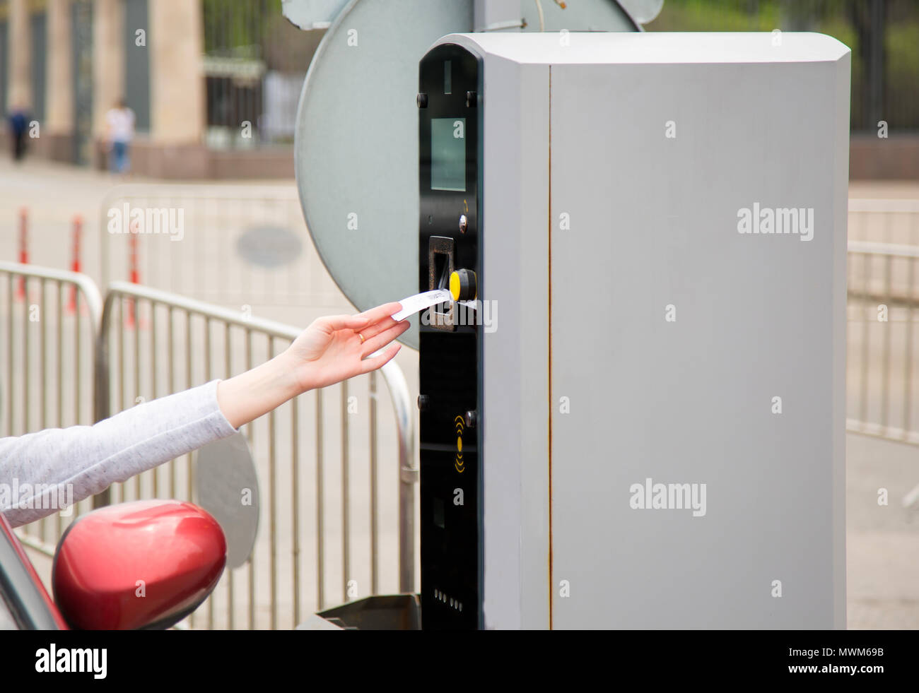 Parking meter vending machine hi-res stock photography and images - Alamy