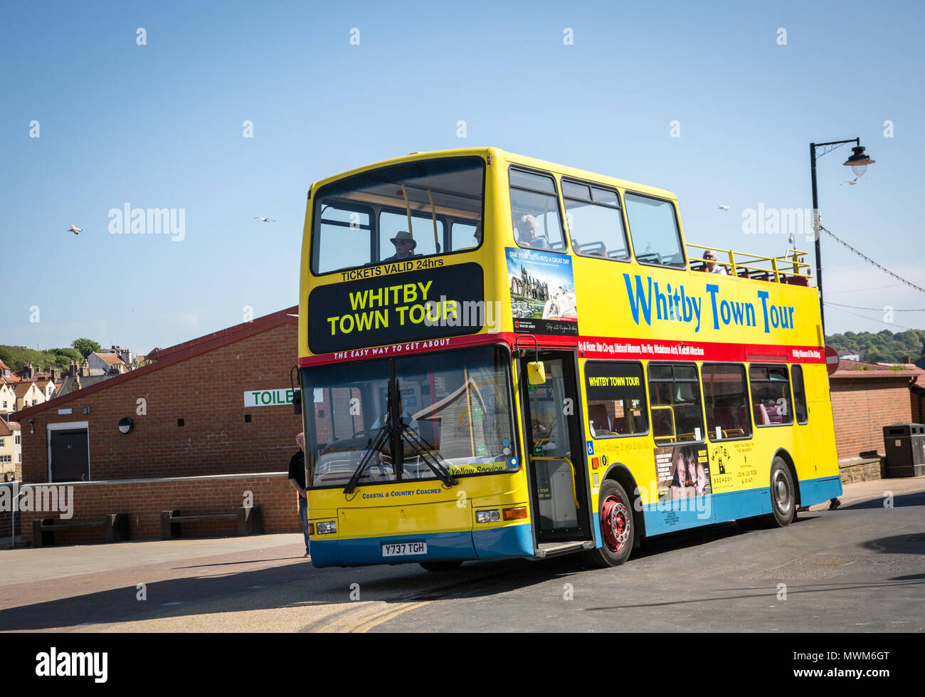 Whitby town hi-res stock photography and images - Alamy