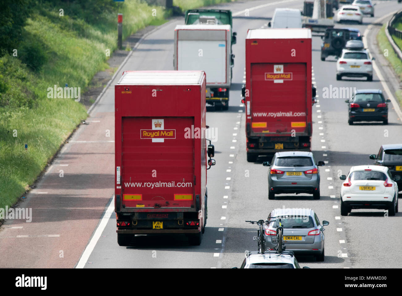Royal mail post office parcel delivery logistics HGV lorry driving on ...