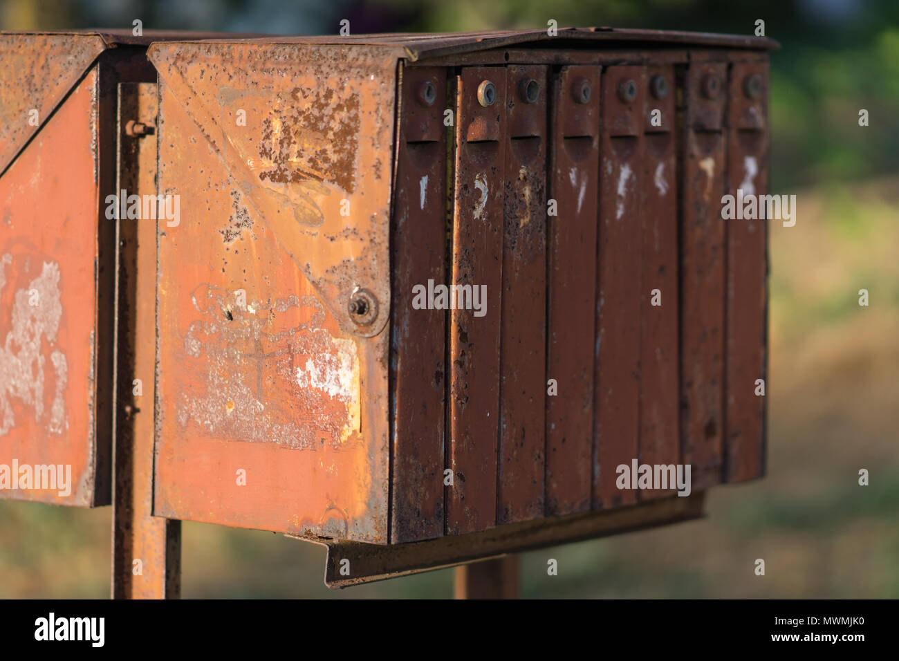 old rusty rural mailbox Stock Photo - Alamy