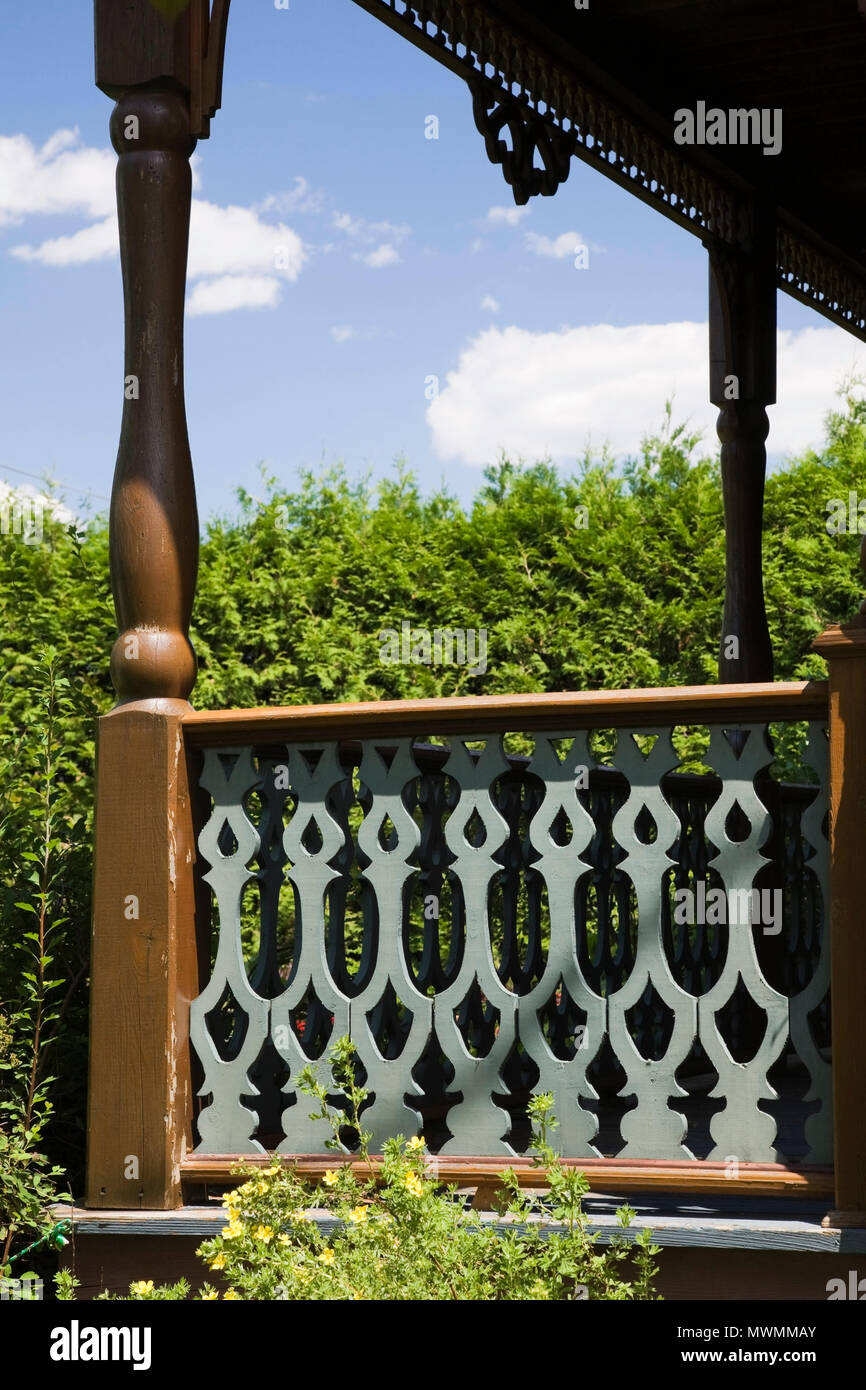 Baluster railings hi-res stock photography and images - Alamy