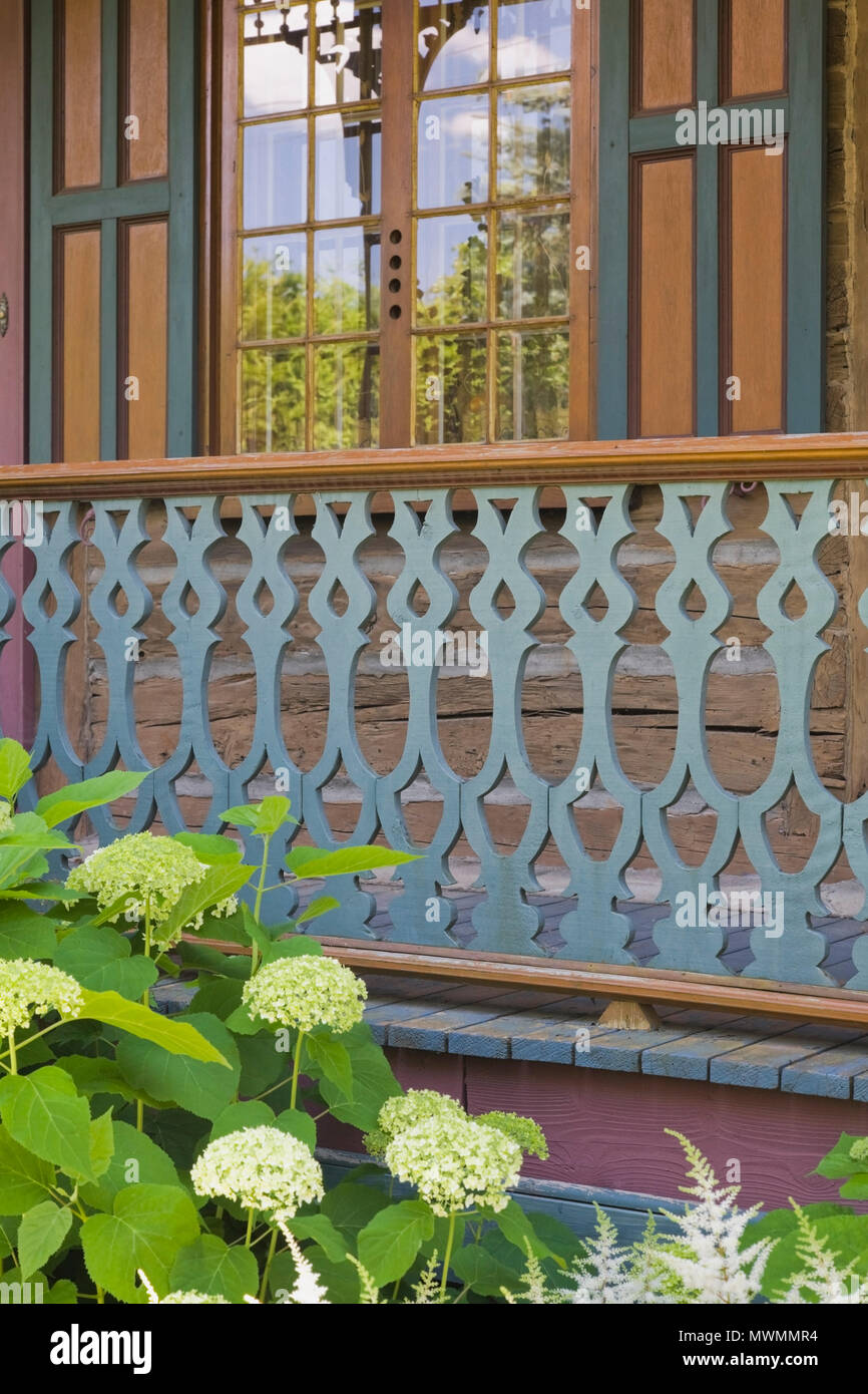 Painted Veranda High Resolution Stock Photography and Images - Alamy