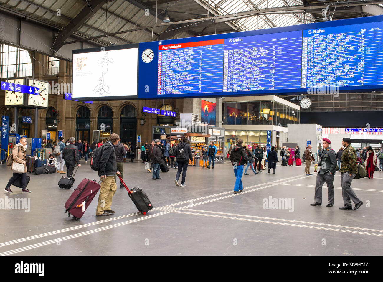 Zürich hauptbahnhof hi-res stock photography and images - Alamy