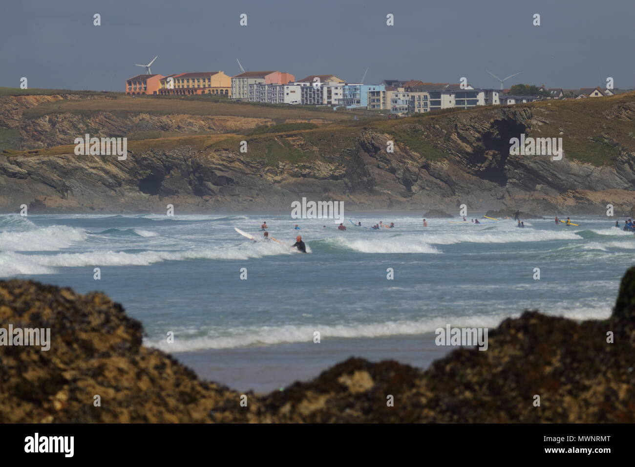 Newquay surfing hi-res stock photography and images - Alamy
