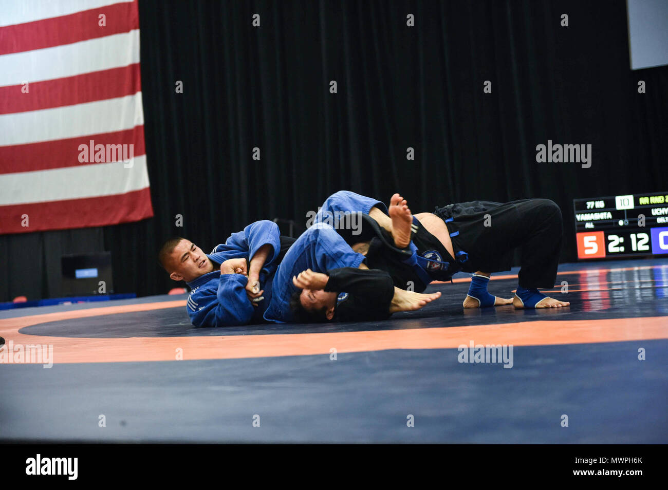 Submission wrestling hi-res stock photography and images - Alamy