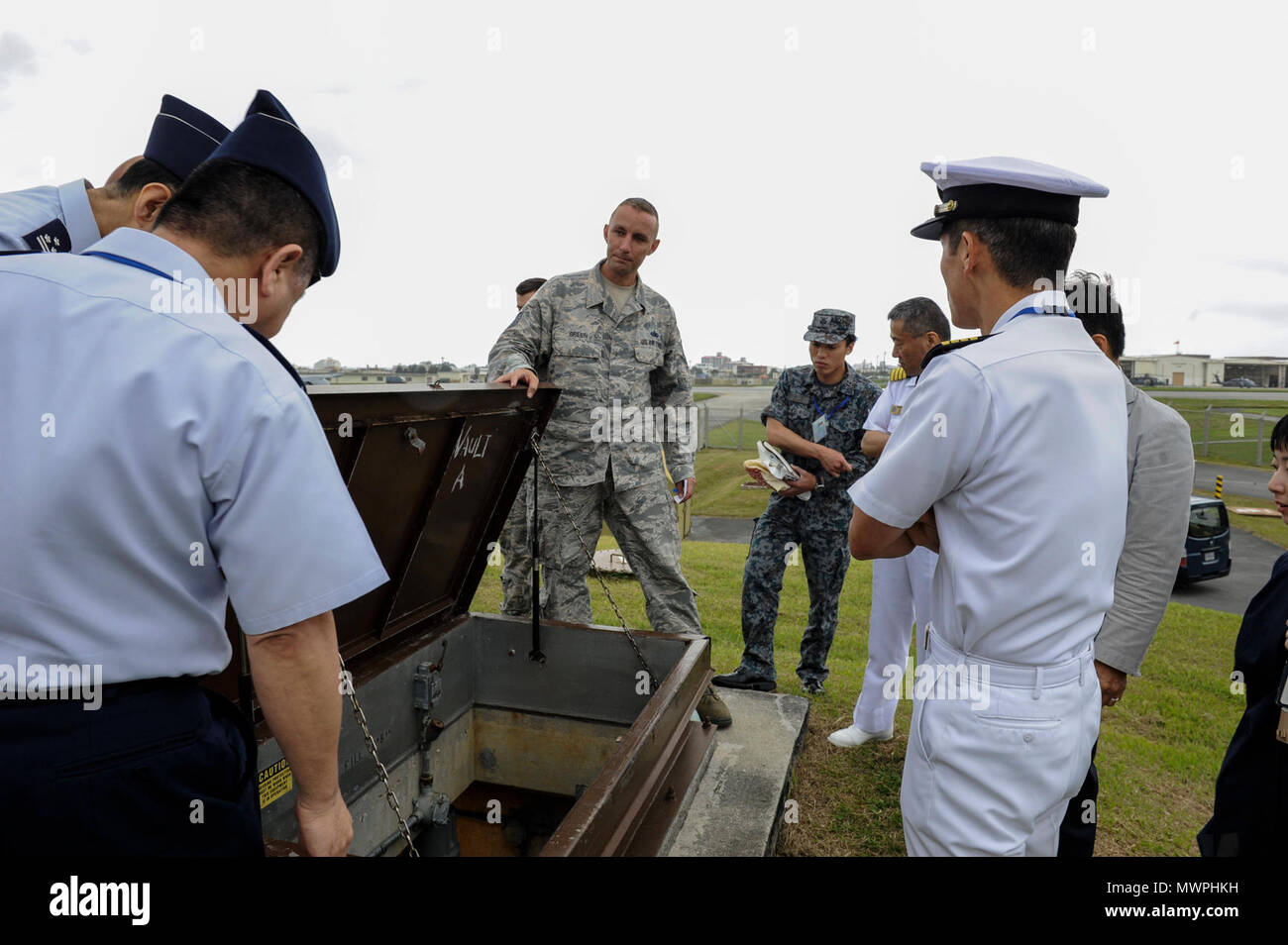 U.S. Air Force Tech. Sgt. Jeffrey Green, 18th Logistics Readiness ...