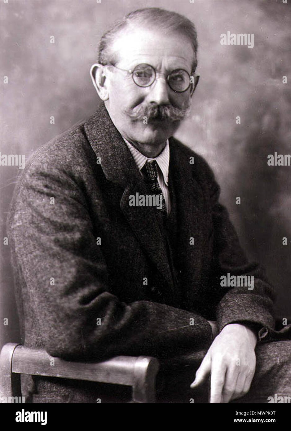 . Portrét fotografa Josefa Seidela . Unknown date. Josef Seidel (1859 ...