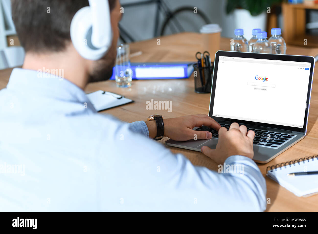 businessman using laptop with loaded google page Stock Photo - Alamy