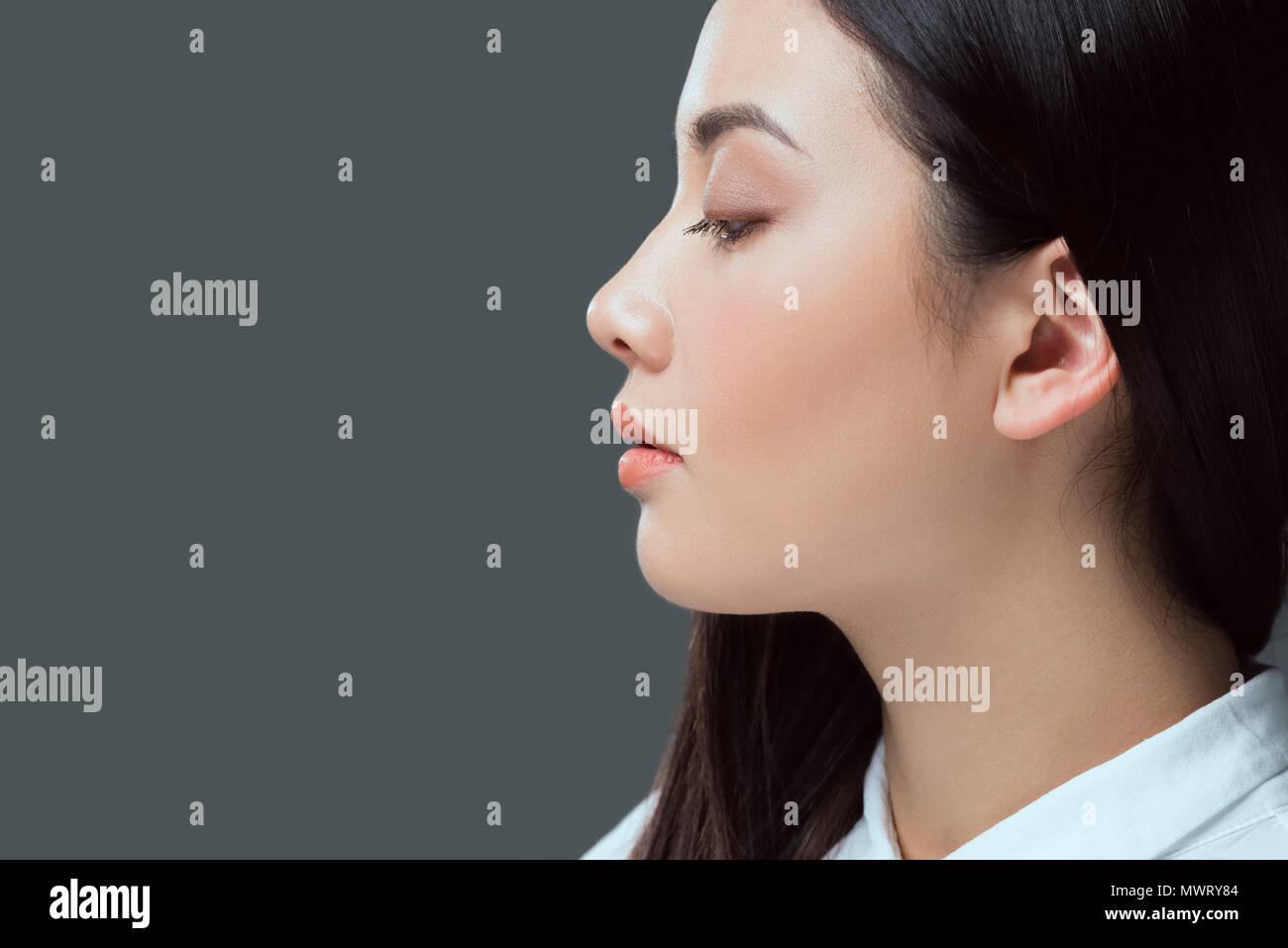Side profile portrait asian girl hi-res stock photography and images ...