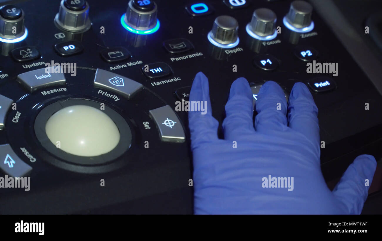 Ultrasound machine keyboard hi-res stock photography and images - Alamy