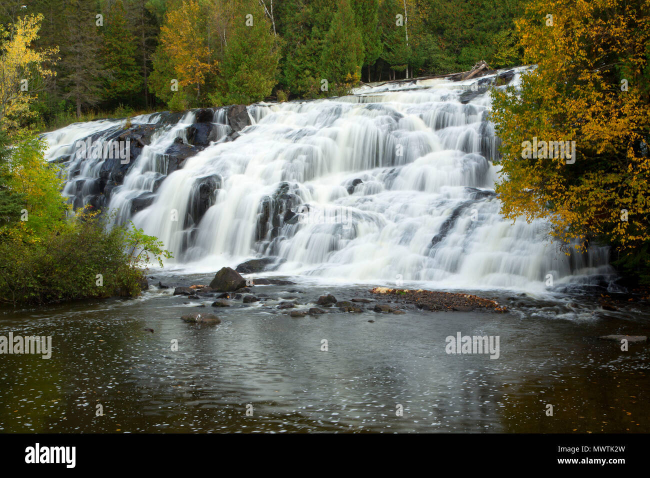 Upper peninsula bond falls hi-res stock photography and images - Alamy