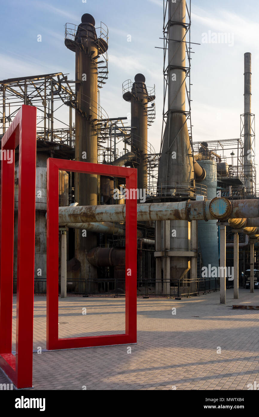 Dashanzi art sculpture factory 798 art district hi-res stock ...