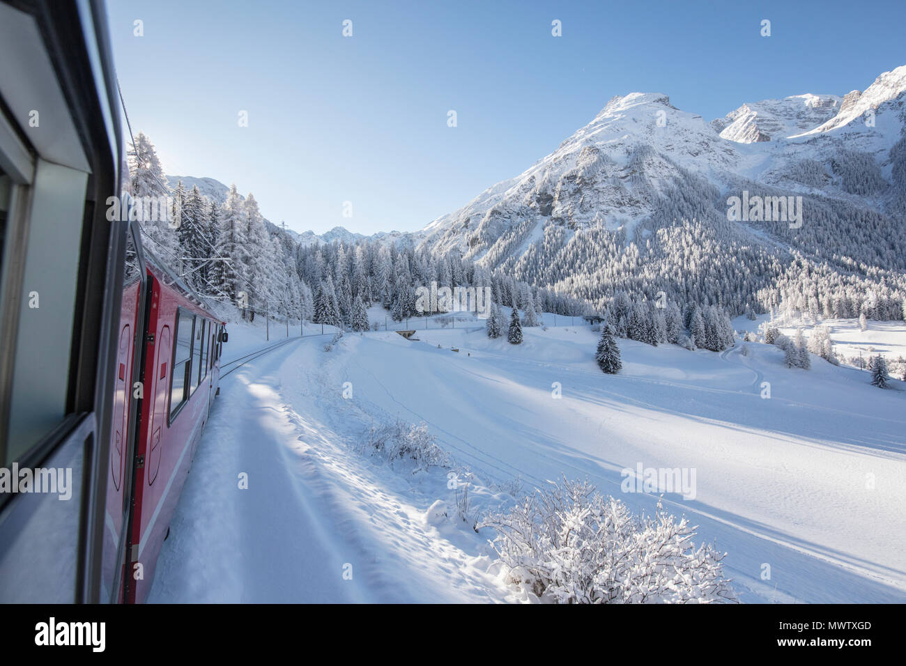 Bergun train hi-res stock photography and images - Alamy