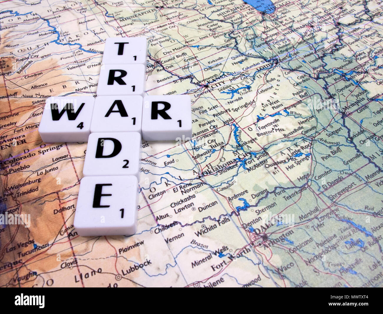 Tariffs world map hi-res stock photography and images - Alamy