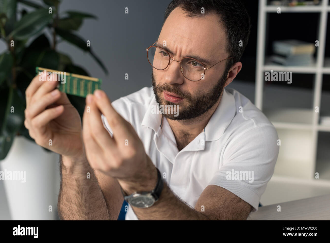 Ram hands hi-res stock photography and images - Alamy