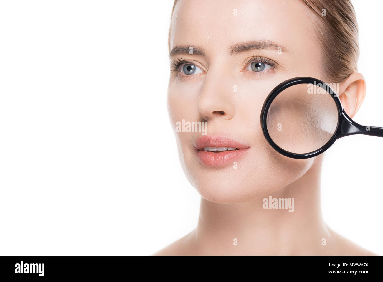 Magnifier skin hi-res stock photography and images - Alamy