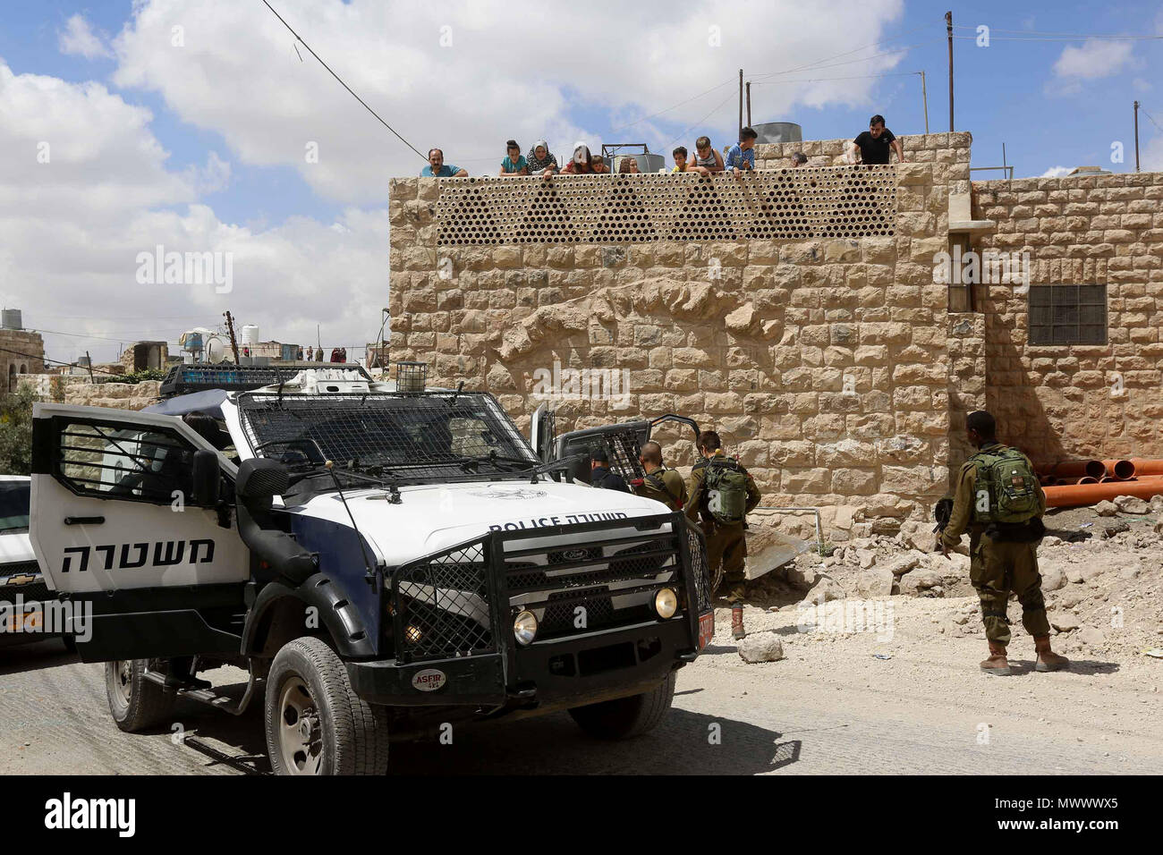 Hebron, West Bank, Palestinian Territory. 2nd June, 2018. Israeli ...