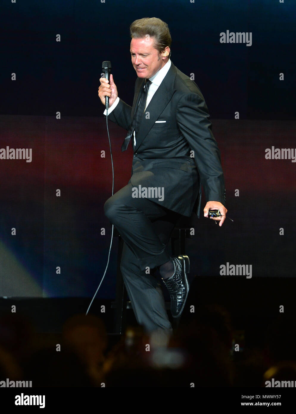 Luis miguel singer hi-res stock photography and images - Alamy
