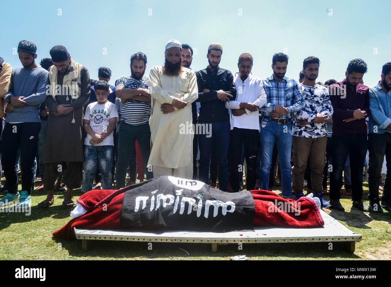 Kashmir, India. 2nd June 2018. (EDITORS NOTE: Image depicts death ...