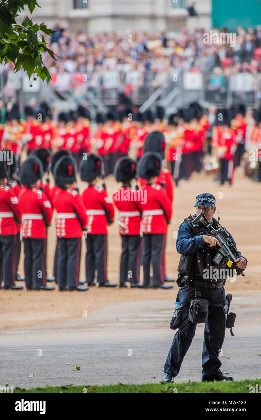 London, UK. 2nd June 2018. Armed Police Guarding the Guards - Colonel's ...