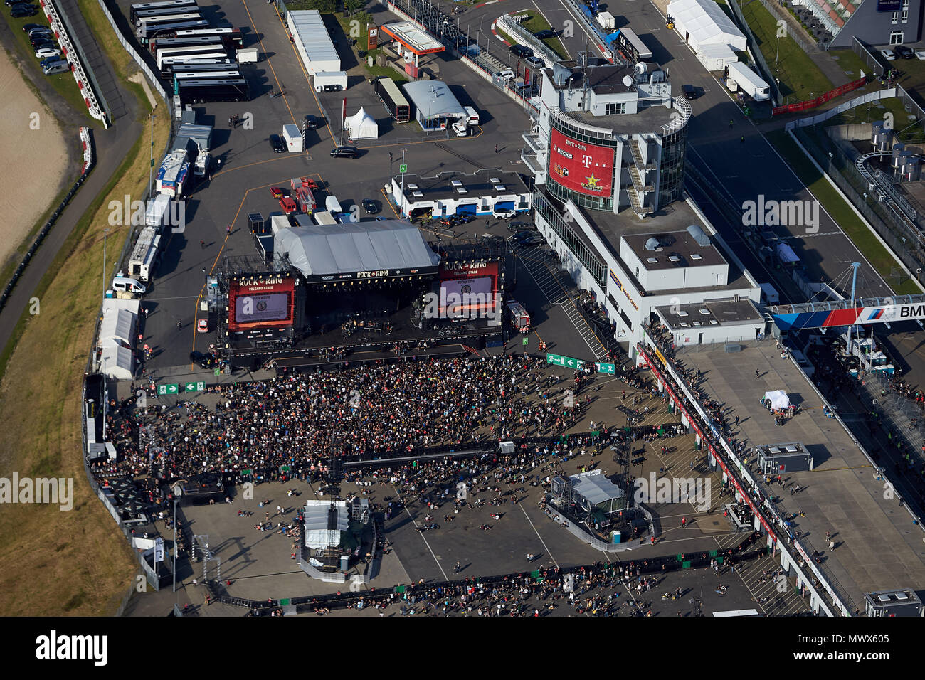 Aerial photograph showing hi-res stock photography and images - Alamy