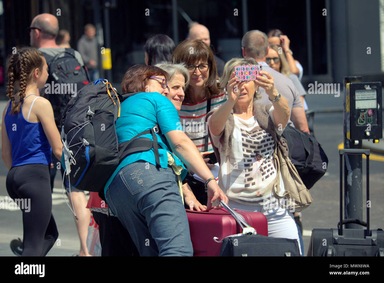 Glasgow, Scotland, UK 2nd June 2018. UK Weather: Sunny Summer weather ...