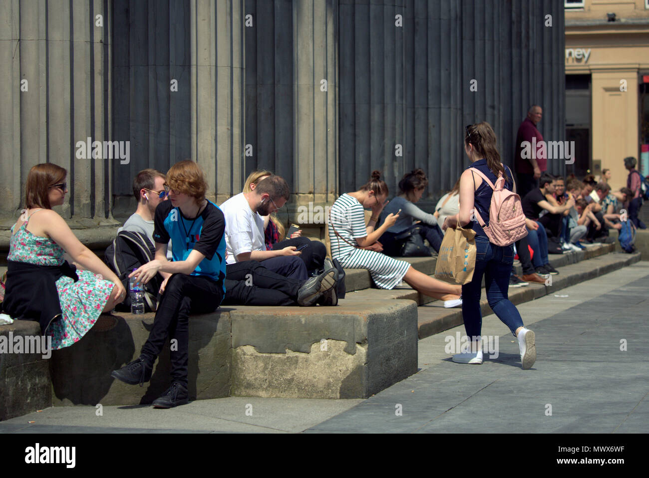 Glasgow, Scotland, UK 2nd June 2018. UK Weather: Sunny Summer weather ...