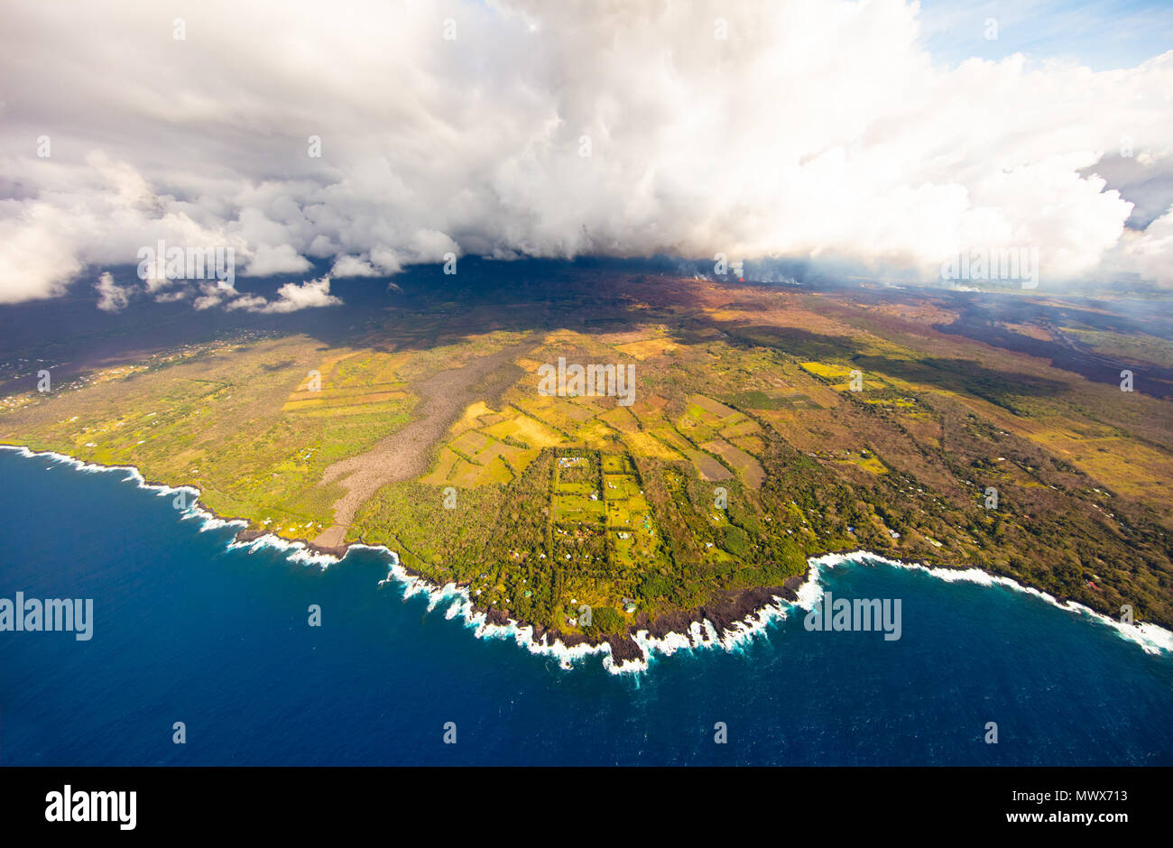 Pahoa, HI, USA. 2nd June, 2018. Hawaii's Kilauea Volcano in Pahoa, HI ...