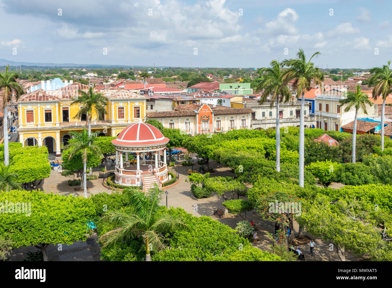 Nicaragua granada central square hi-res stock photography and images ...