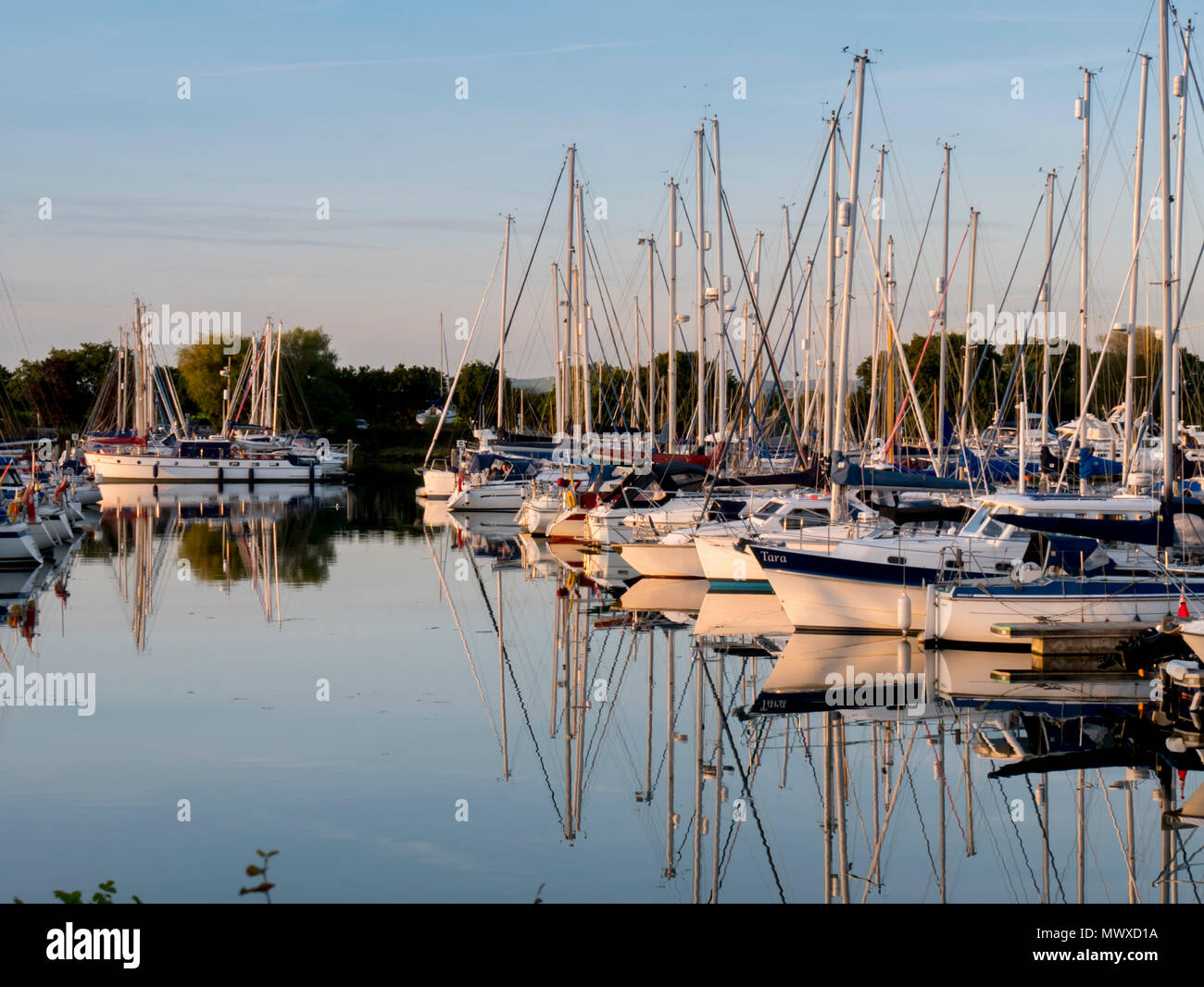 Chichester marina sussex hi-res stock photography and images - Alamy