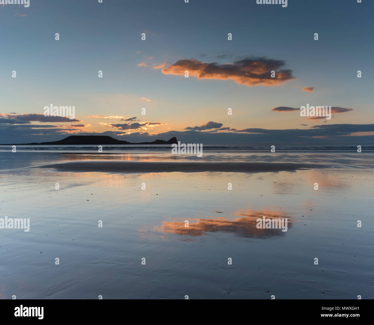 Sunset gower peninsula hi-res stock photography and images - Alamy