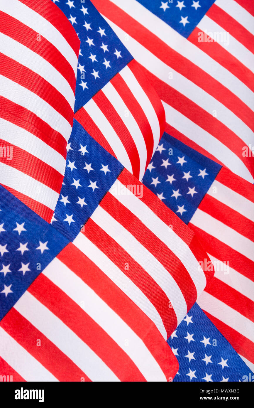 Us handwaving flags hi-res stock photography and images - Alamy