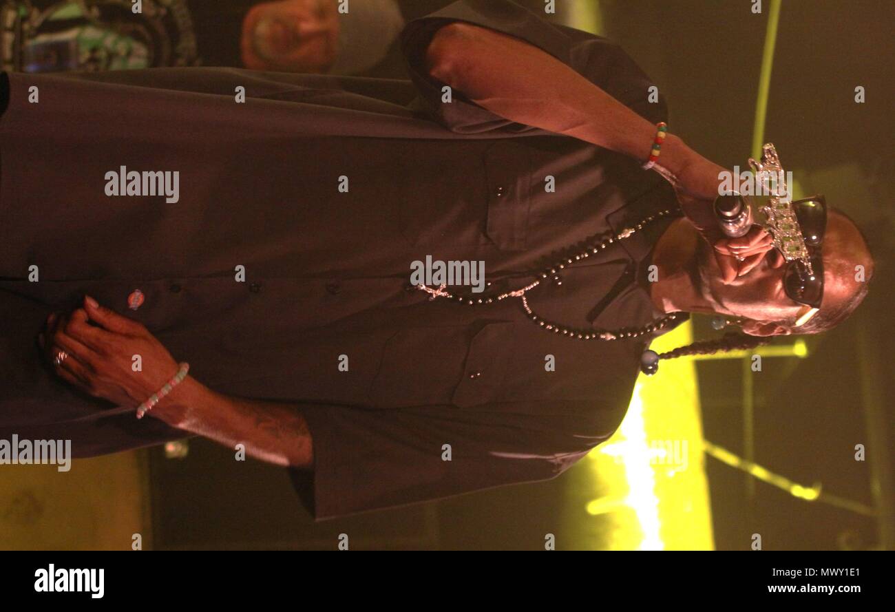 Liverpool, Uk, American Rap star snoop dogg performs at Liverpool 02 ...