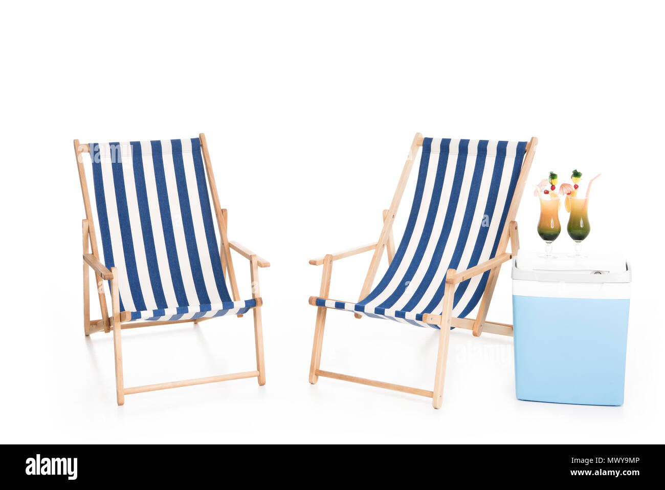 beach chairs, cooler box and summer cocktails, isolated on white Stock ...