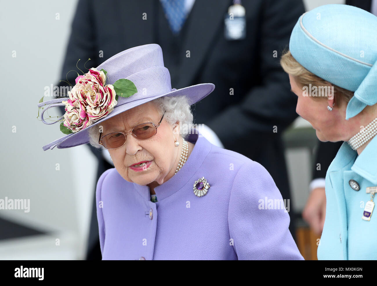Queen Elizabeth II during derby day of the 2018 Investec Derby Festival ...